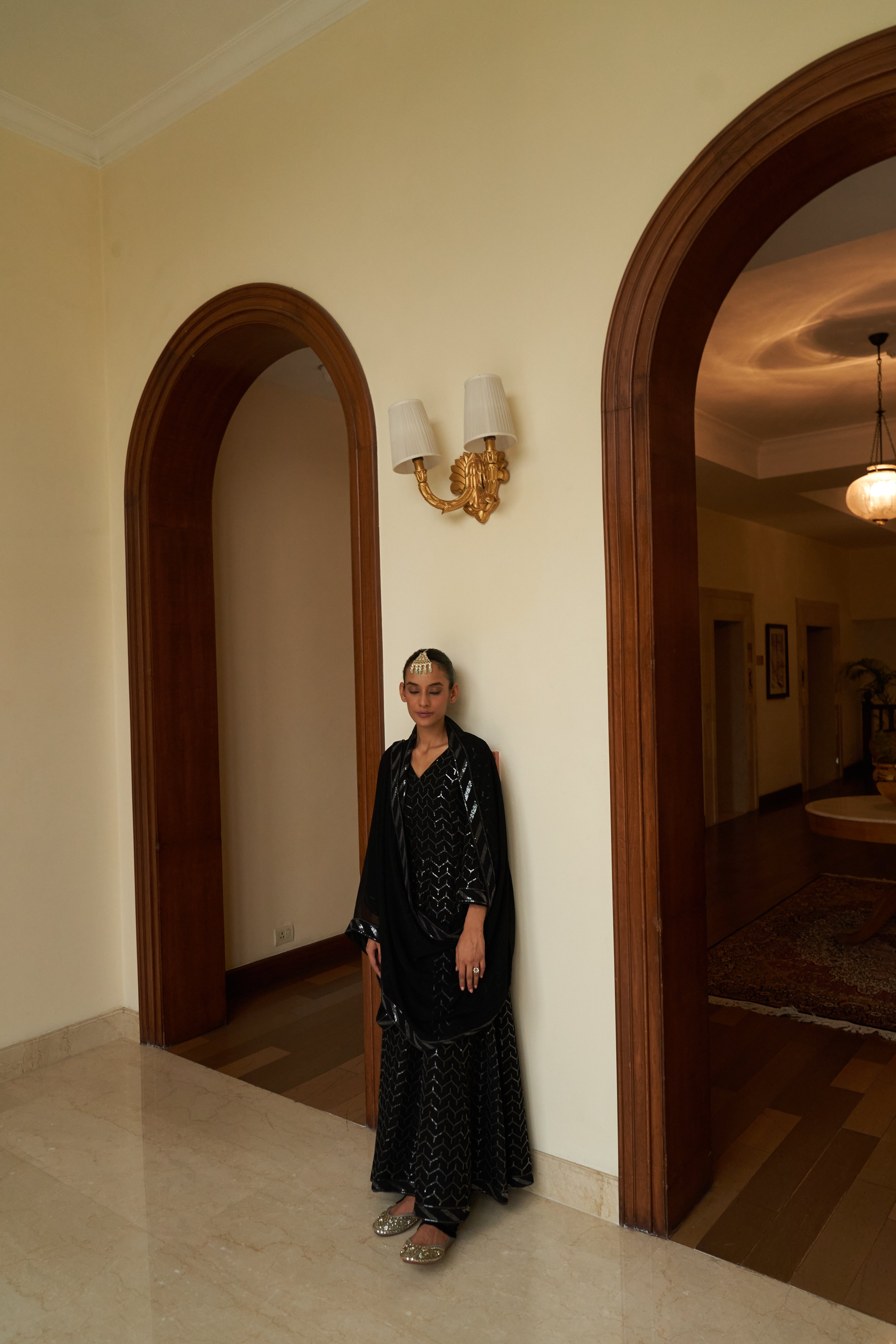 Buy Elegant Black Anarkali Suit For Women - Raisin