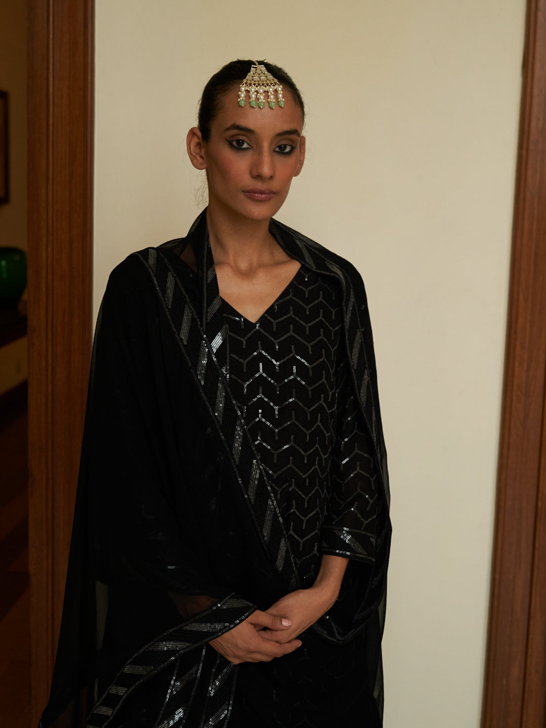 Buy Elegant Black Anarkali Suit For Women - Raisin