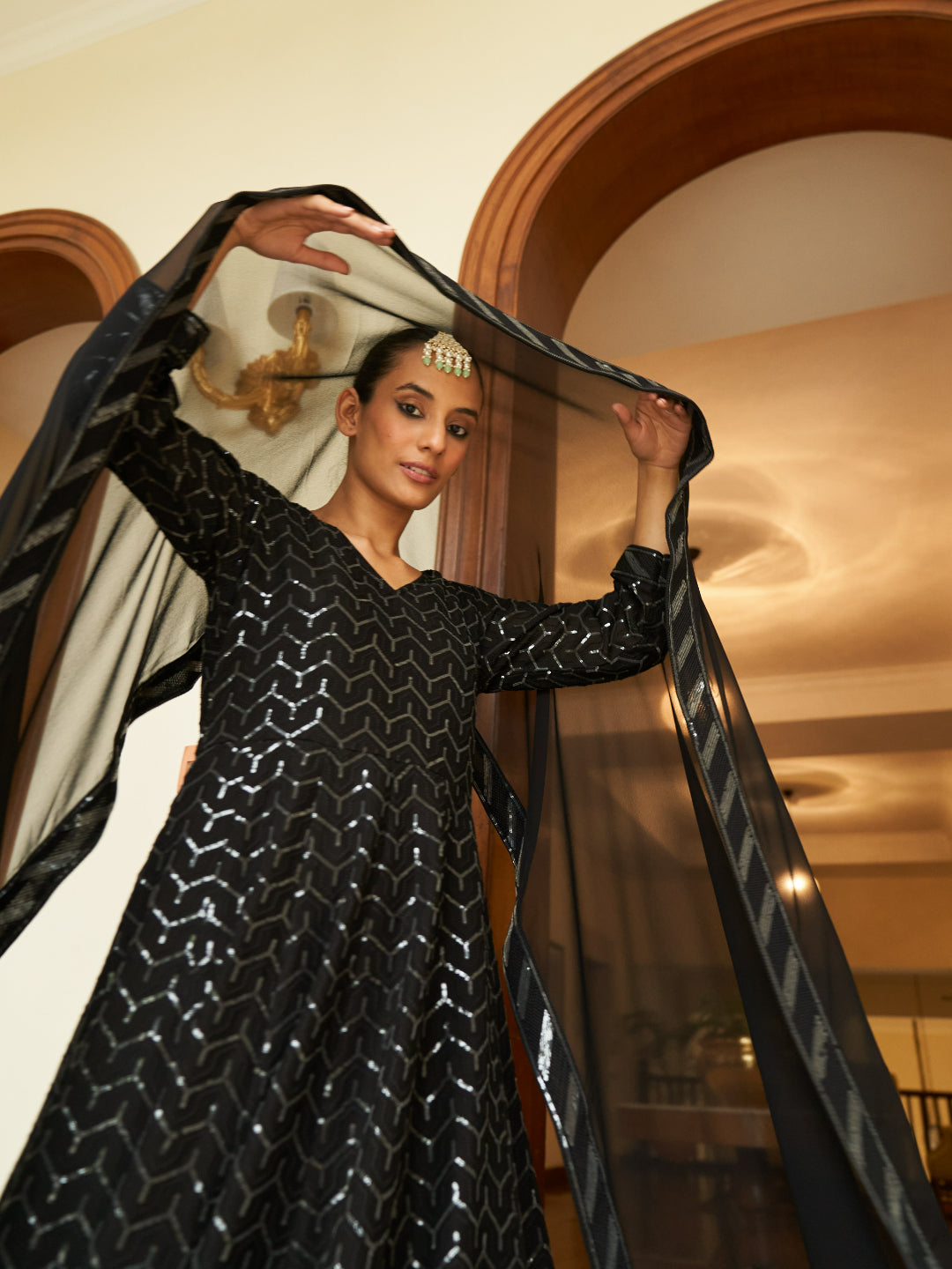 Buy Elegant Black Anarkali Suit For Women - Raisin